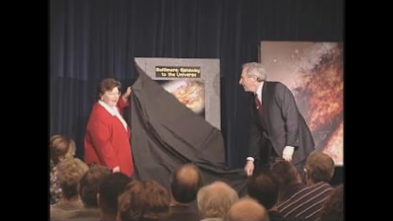 Dan Goldin Makes the Official NGST Announcement | STScI