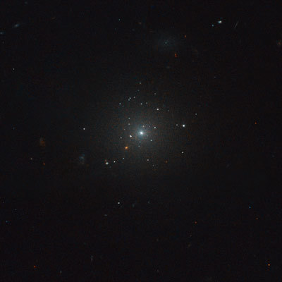 Globular Clusters Tell Tale of Star Formation in Nearby Galaxy ...