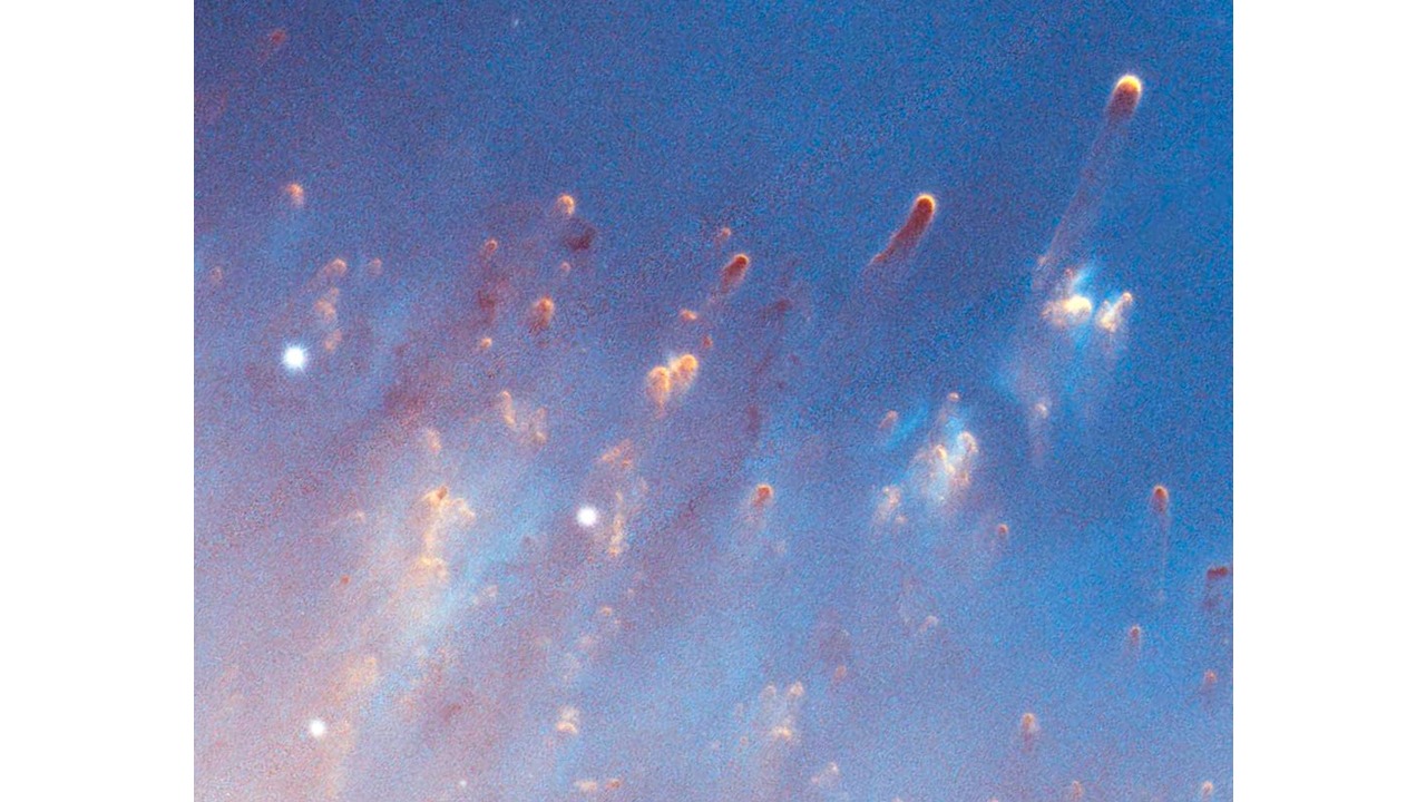 Close-Up of the Helix Nebula | HubbleSite